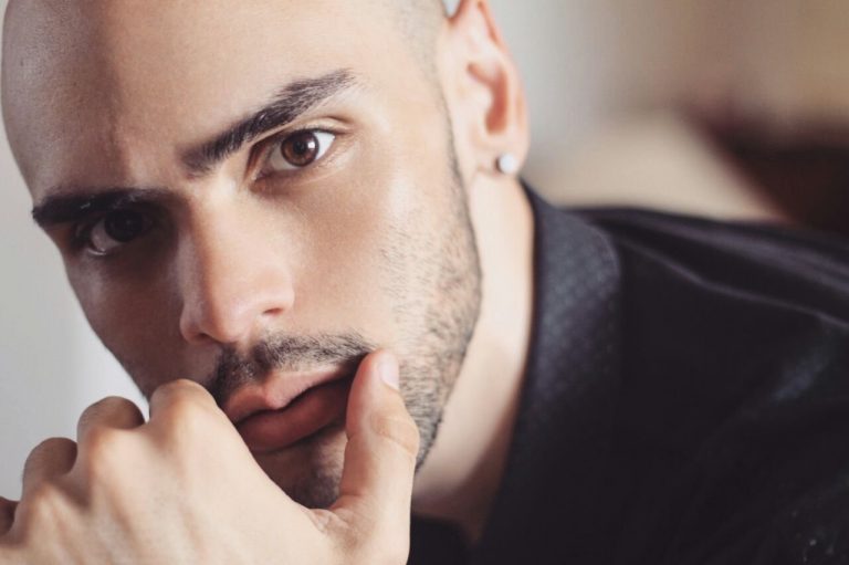 José Roberto estrena video de su promocional «A Donde Van»